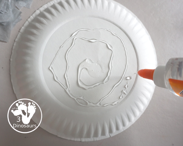 Tissue Paper Moon Paper Plate Craft – 3 Dinosaurs